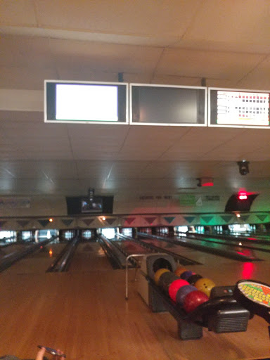Bowling Alley «Trindle Bowl», reviews and photos, 4695 E Trindle Rd ...