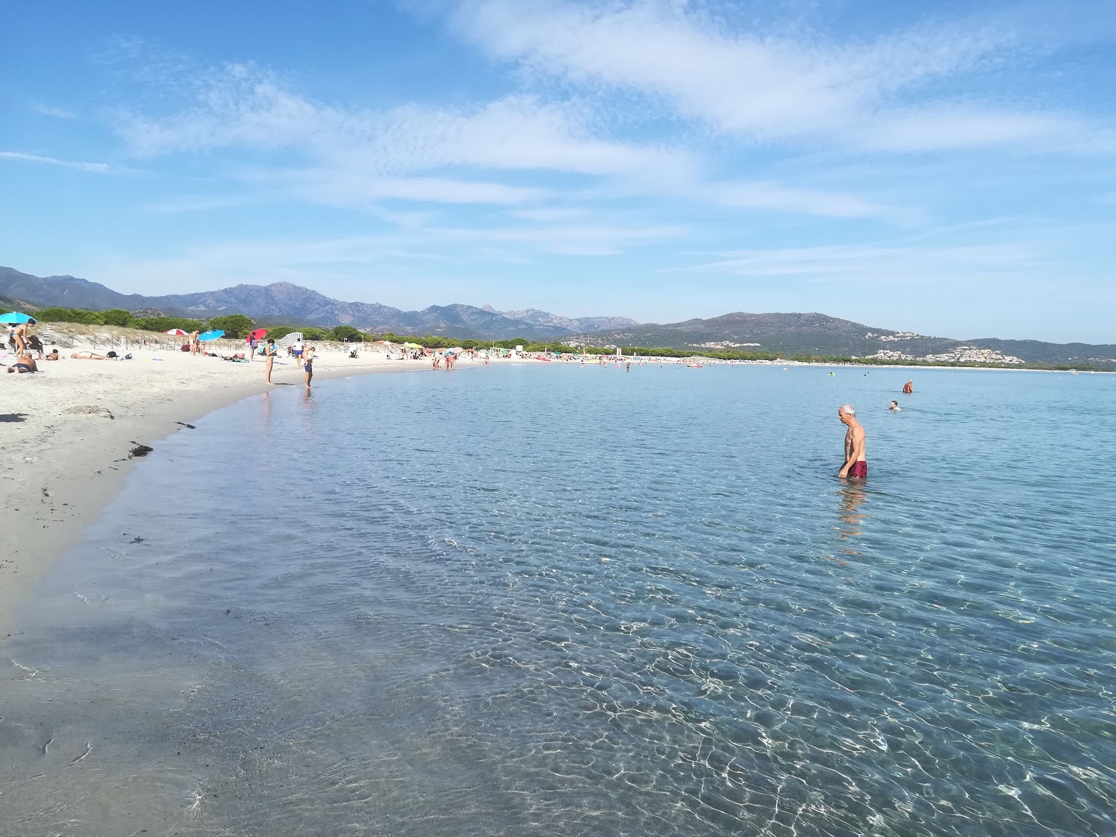 Spiaggia di Porto Ainu 🏖️ Porto Ainu, Eiland Sardinië, Italië ...