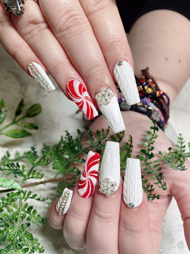 Famous Nails - Locations from All Over the World