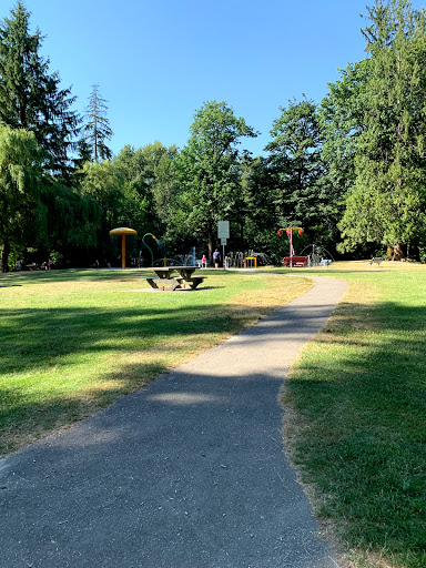Maple Ridge Spray Park
