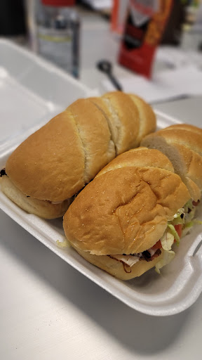 Chehalis Deli - 355 NW Chehalis Ave, Chehalis, Washington - Zaubee