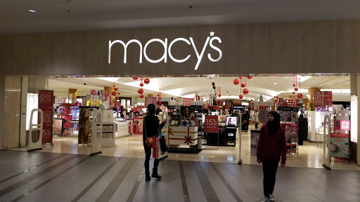 Fashion Centre at Pentagon City - AZexplained