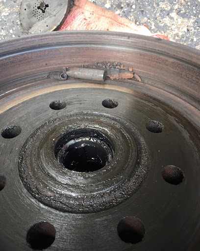 Six Robblees' Inc in New Tacoma, Tacoma, Washington - Zaubee