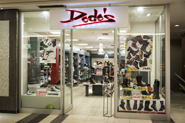 Dodos Boulders Mall in the city Midrand
