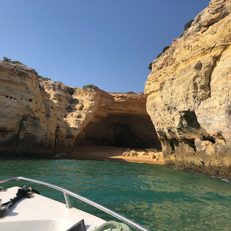 Revisões para Barcos Sétima Onda - Grutas / Caves Tour - Black Boats ...