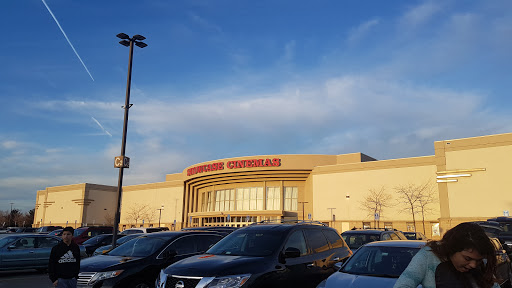 Movie Theater «Showcase Cinema de Lux Revere», reviews and photos, 565 ...