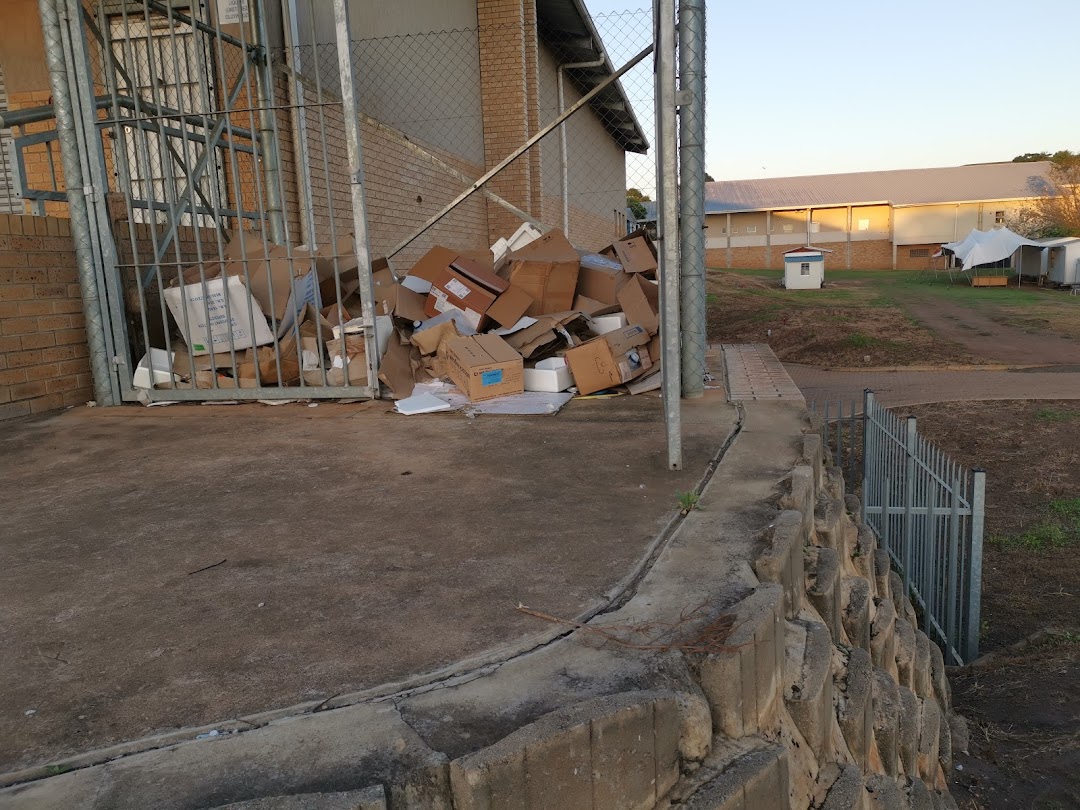 Mbongolwane District Hospital in the city Mbongolwane