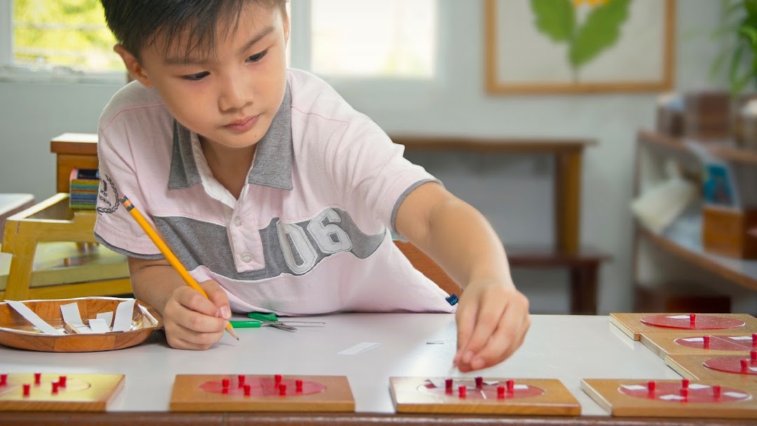 Philippine Montessori Center sa lungsodLungsod Quezon