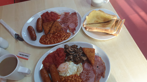 Café Munch - Locations from All Over the World