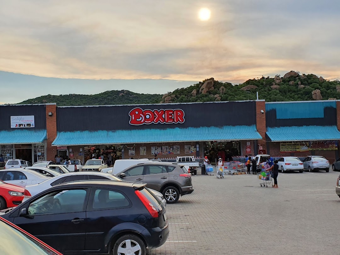 Kanyamazane Boxer Superstores in the city Kanyamazane