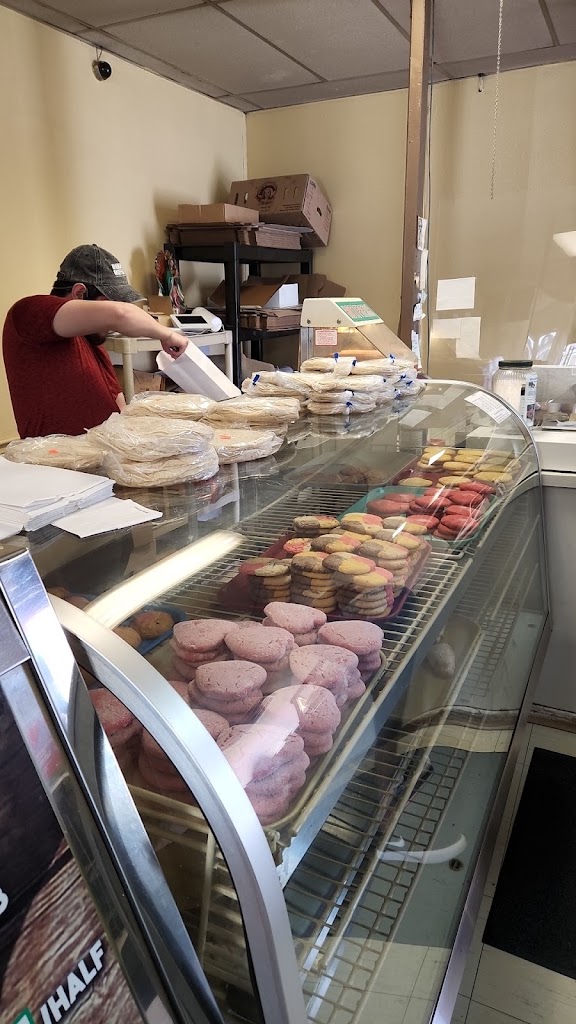 maria-elena-s-bakery-saginaw-mi-48604-menu-reviews-hours-contact