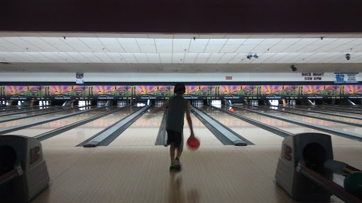 Bowling Alley «Poelking Bowling Centers: Marian Lanes», reviews and ...