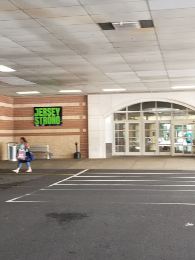 Movie Theater «AMC DINE-IN Menlo Park 12», reviews and photos, 55 ...