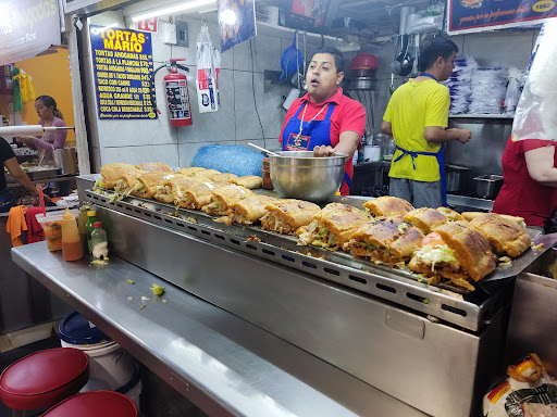 Restaurante Súper Tortas Locas y Kalientes en Guadalajara