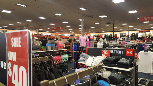 Shopping Mall «Lake Success Shopping Center», reviews and photos, 1526 ...