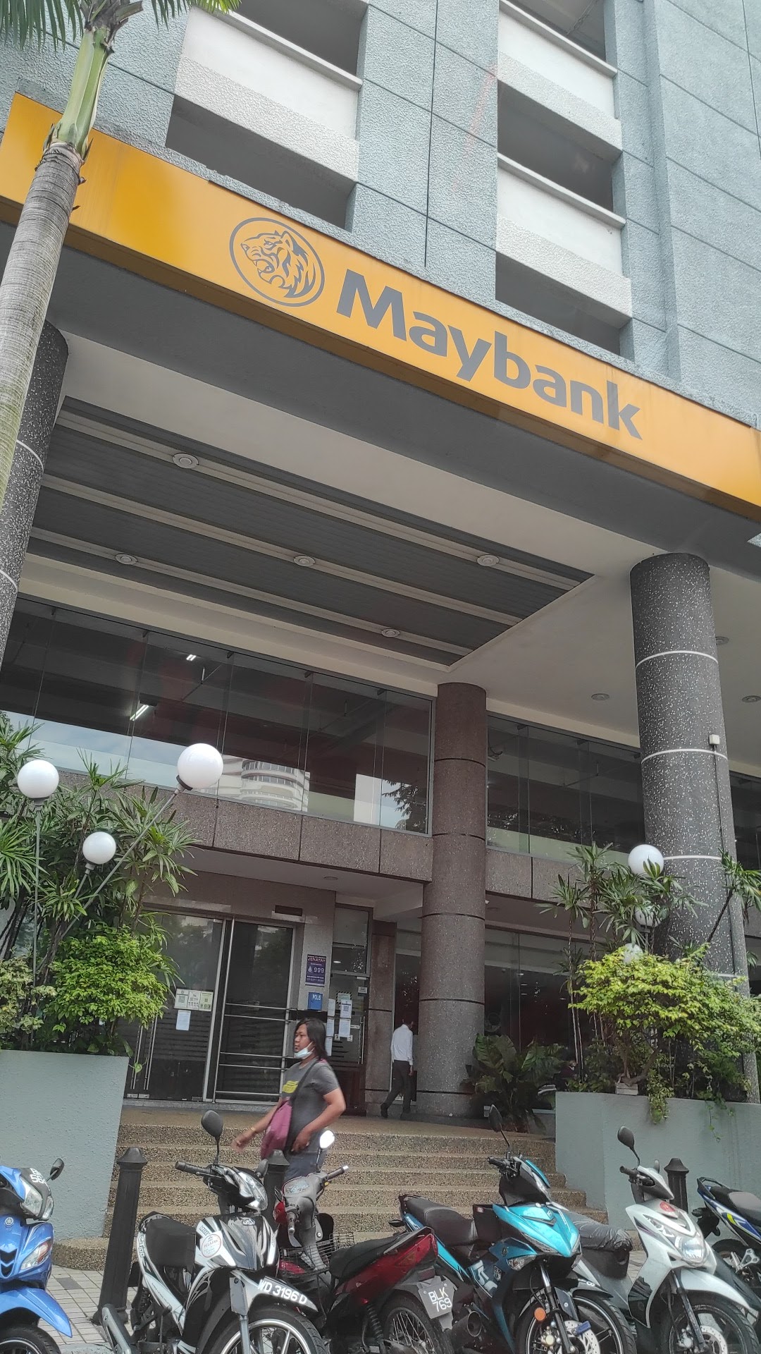 Maybank Intan Millennium di bandar Klang