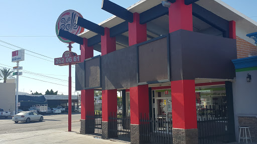 Restaurante Que Rollo Sushi satélite en Hermosillo