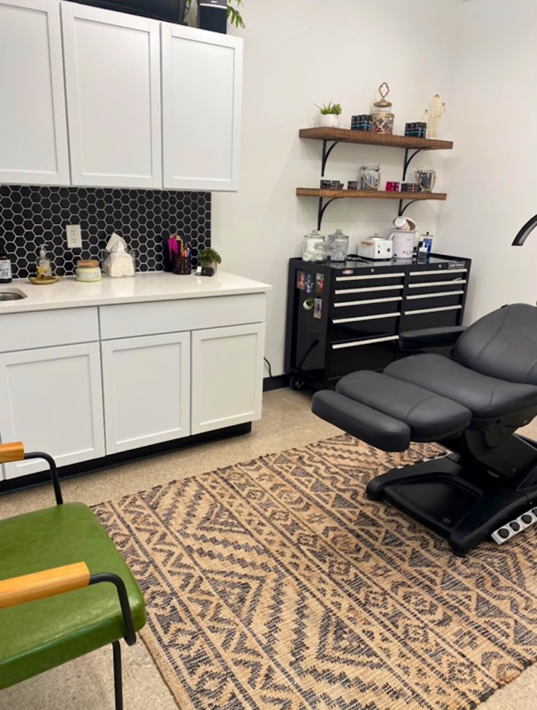 grit salon - Omaha, NE 68144 - Services and Reviews