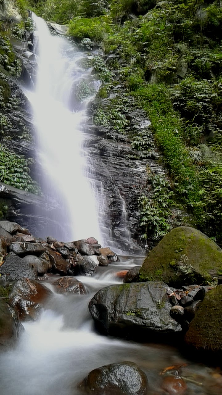 Air Terjun Coban Centong di kota Pasuruan