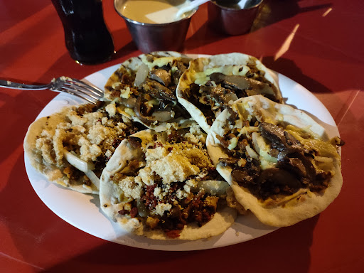 Restaurante El Taco Arabe Guilos, México en Kanasín