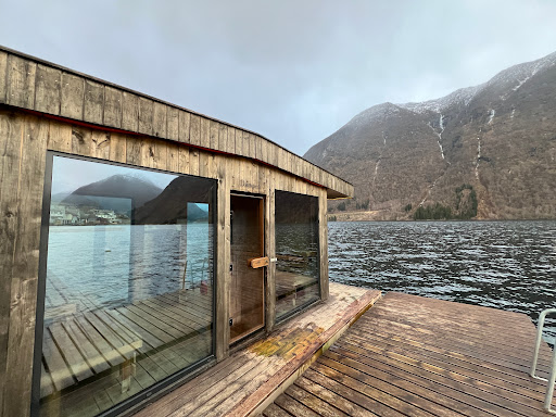 Velte Dampen Floating Sauna - Fjærland ️ Badstue og Spa
