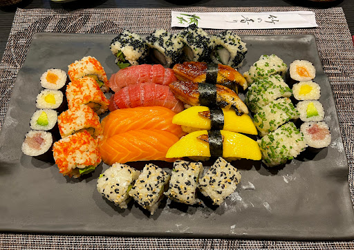 Restaurante Kurama Sushi & Poke en Granada