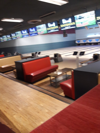 Bowling Alley «West Seattle Bowl», reviews and photos, 4505 39th Ave SW ...
