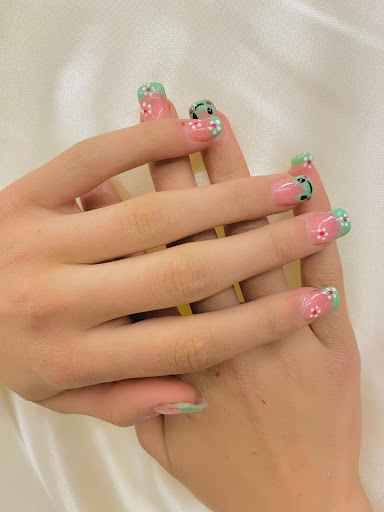 Flagstaff Nails Salon - Locations from All Over the World