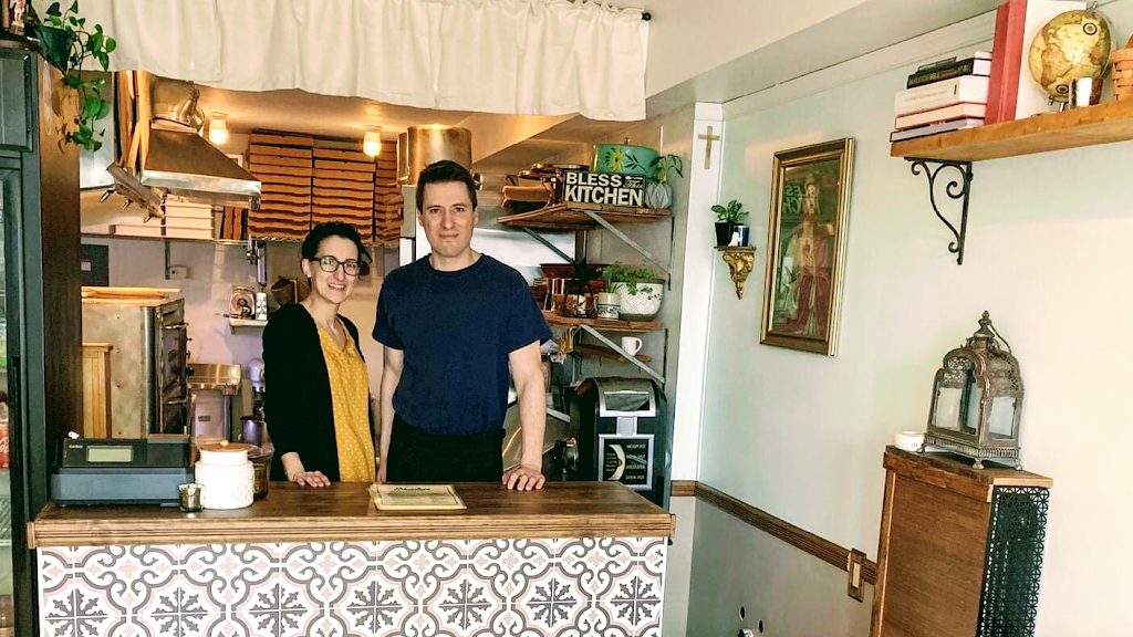 Moonlight Pizza - Pen Argyl, PA 18072 - Menu, Reviews, Hours & Contact