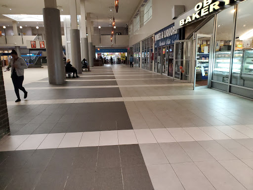 Rochdale Village Shopping Center in Rochdale Village, Queens, New York ...