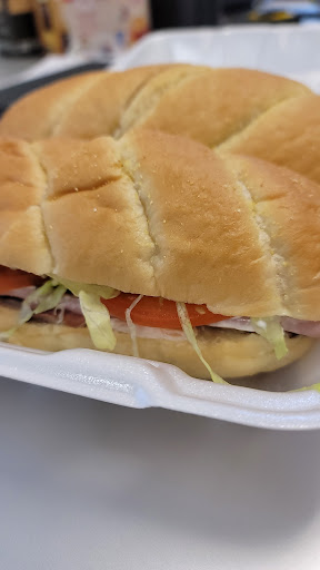 Chehalis Deli - 355 NW Chehalis Ave, Chehalis, Washington - Zaubee