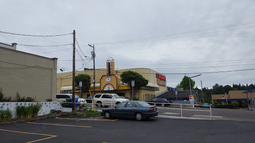 Movie Theater «Wunderland Milwaukie Cinemas», reviews and photos, 11011 ...