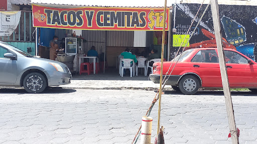 Restaurante Santos Tacos Y Cemitas en Tepeaca