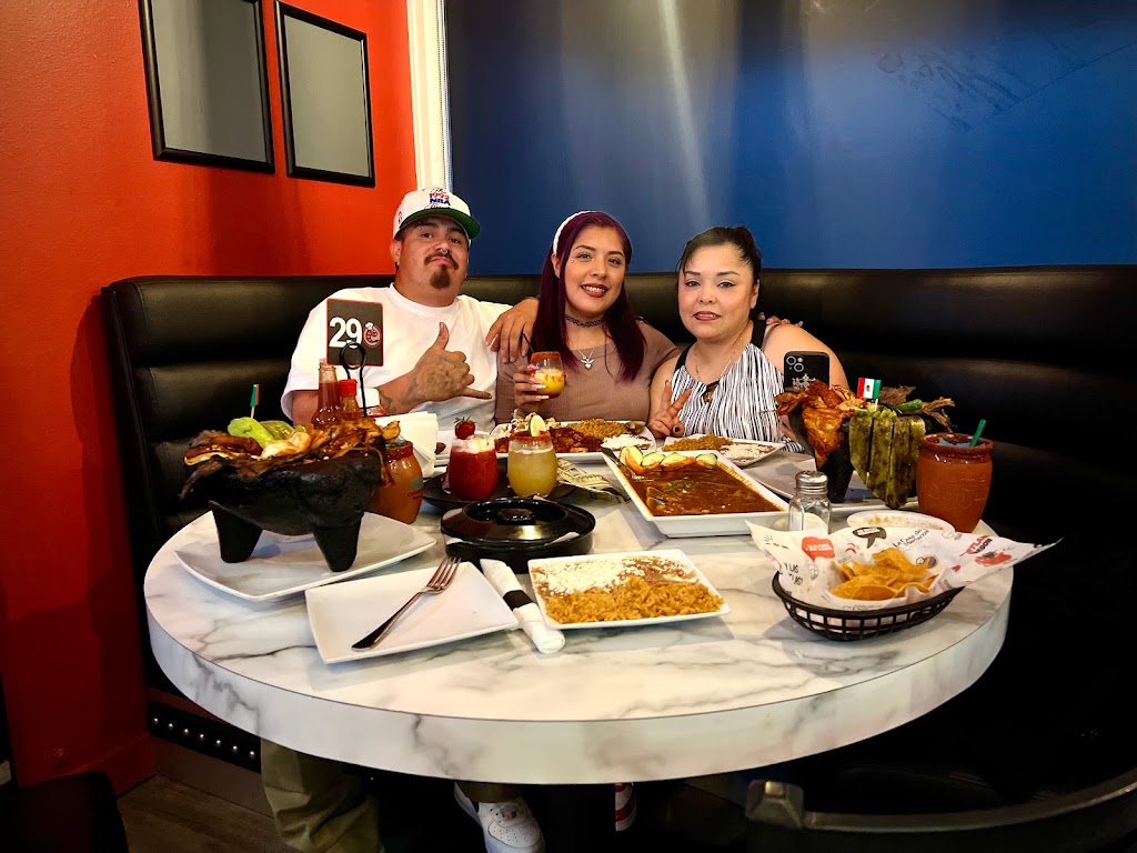 Don Kamaron - Portland, OR 97233 - Menu, Reviews, Hours & Contact