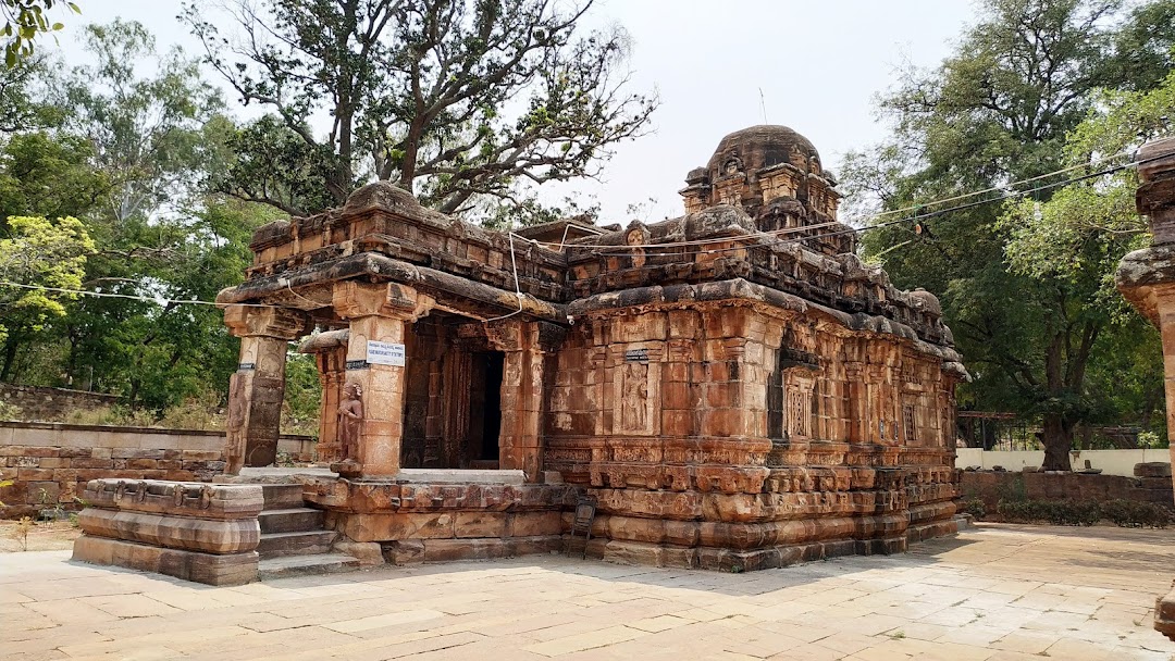 Chikka mahakuteshwara temple, Mahakuta (ಮಹಾಕೂಟ) in the city Badami