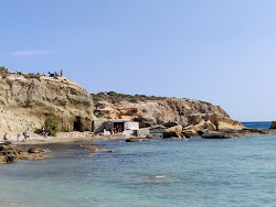 Fyriplaka beach 🏖️ Provatas, Milos island, Greece - detailed features ...