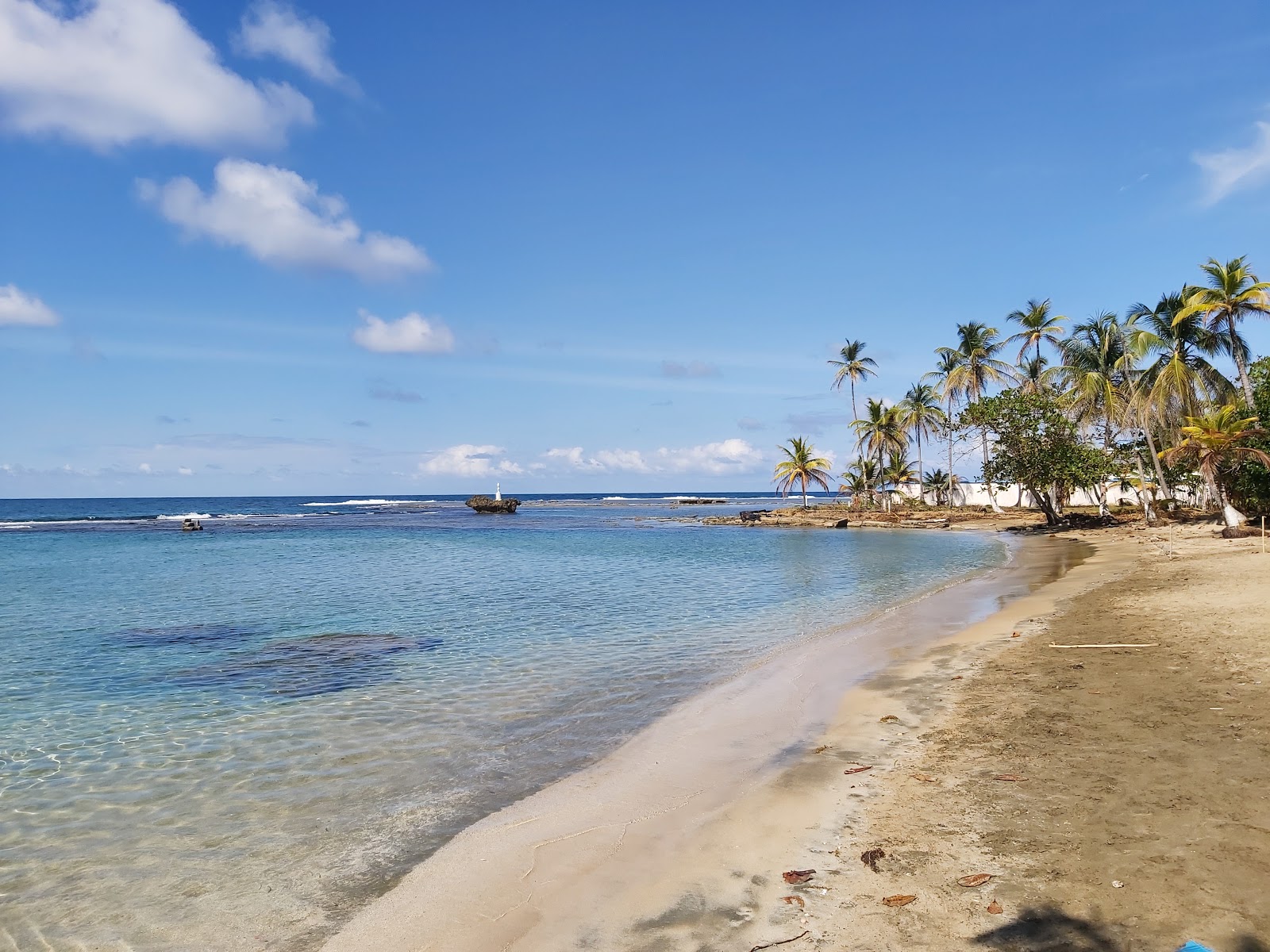 Palenque Beach 🏖️ Colón, Panama - detaillierte Funktionen, Karte, Fotos