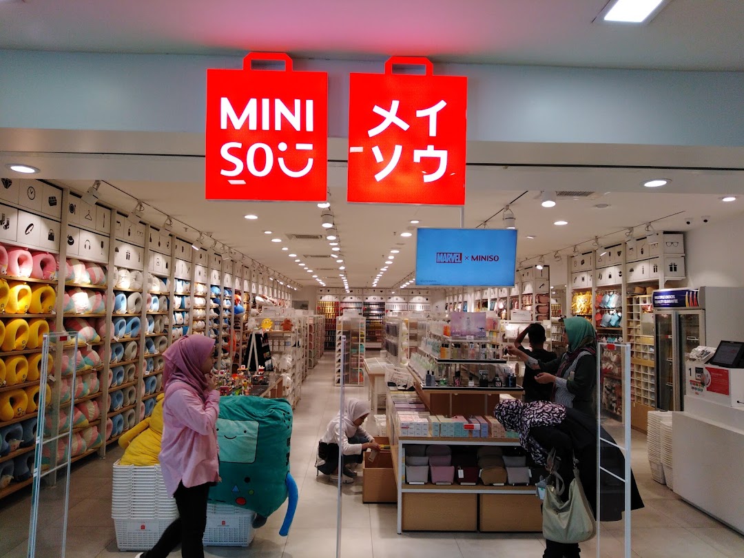 Miniso Plaza Shah Alam di bandar Shah Alam