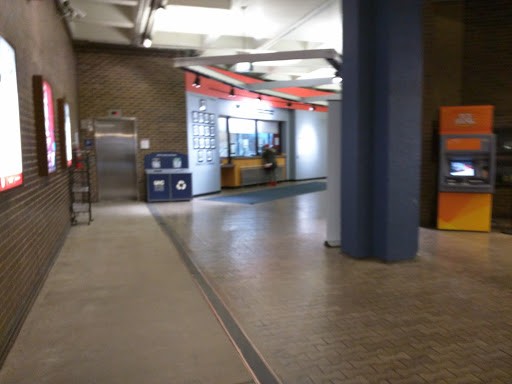 Book Store «UIC Bookstore», reviews and photos, 750 S Halsted St ...