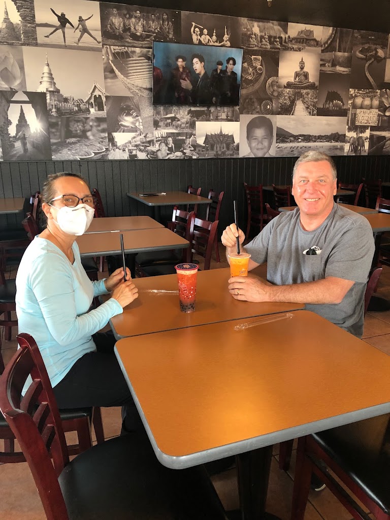 Twin Lotus Thai - Sacramento, CA 95826 - Menu, Reviews, Hours & Contact