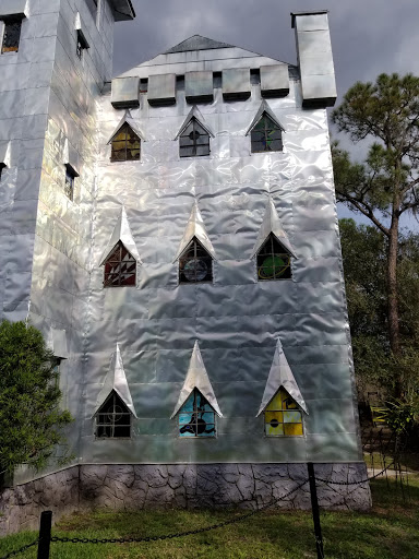 Solomon's Castle - AZexplained