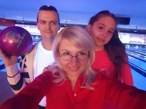 Bowling Alley «Bowlero Queens», reviews and photos, 69-10 34th Ave ...