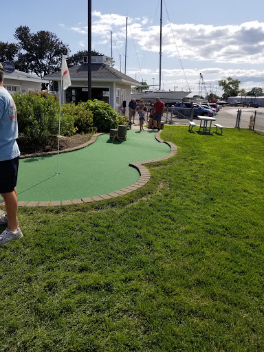 Norwalk Cove Marina Mini Golf in Norwalk, Connecticut - Zaubee