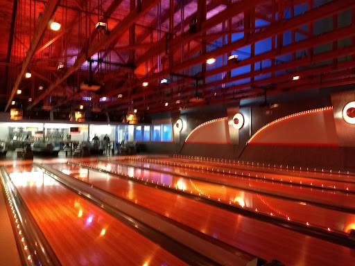 Bowling Alley «Boston Bowl», reviews and photos, 820 William T ...