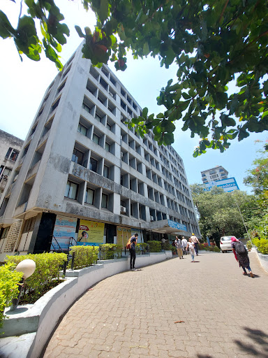 Employees Provident Fund Organization Office in D Block BKC, Kherwadi ...