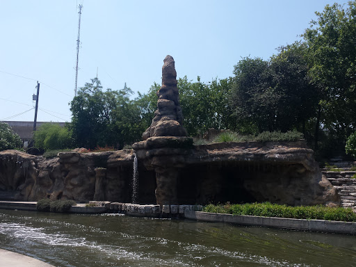 Tourist Attraction «The Grotto», reviews and photos, Riverwalk N, San ...