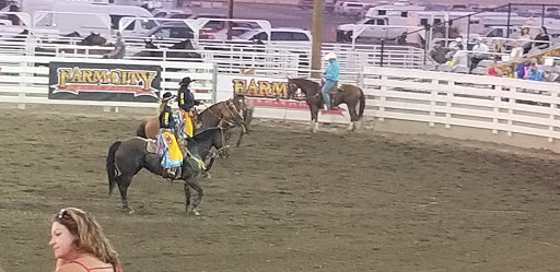 Farm-City Pro Rodeo in Hermiston, Oregon - Zaubee