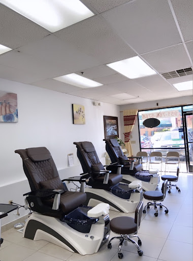 Model Nails Spa - Locations from All Over the World