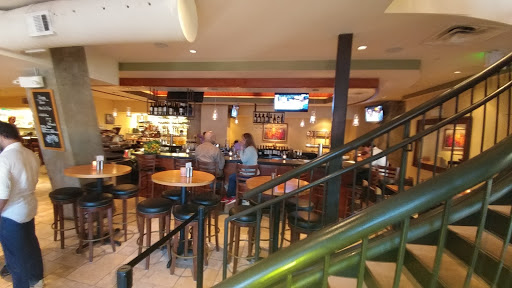 Restaurant «Pinstripes», reviews and photos, 1064 Wisconsin Ave NW ...