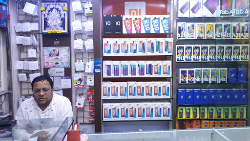 Mi Store Infinity Mobile in Andheri West, Mumbai